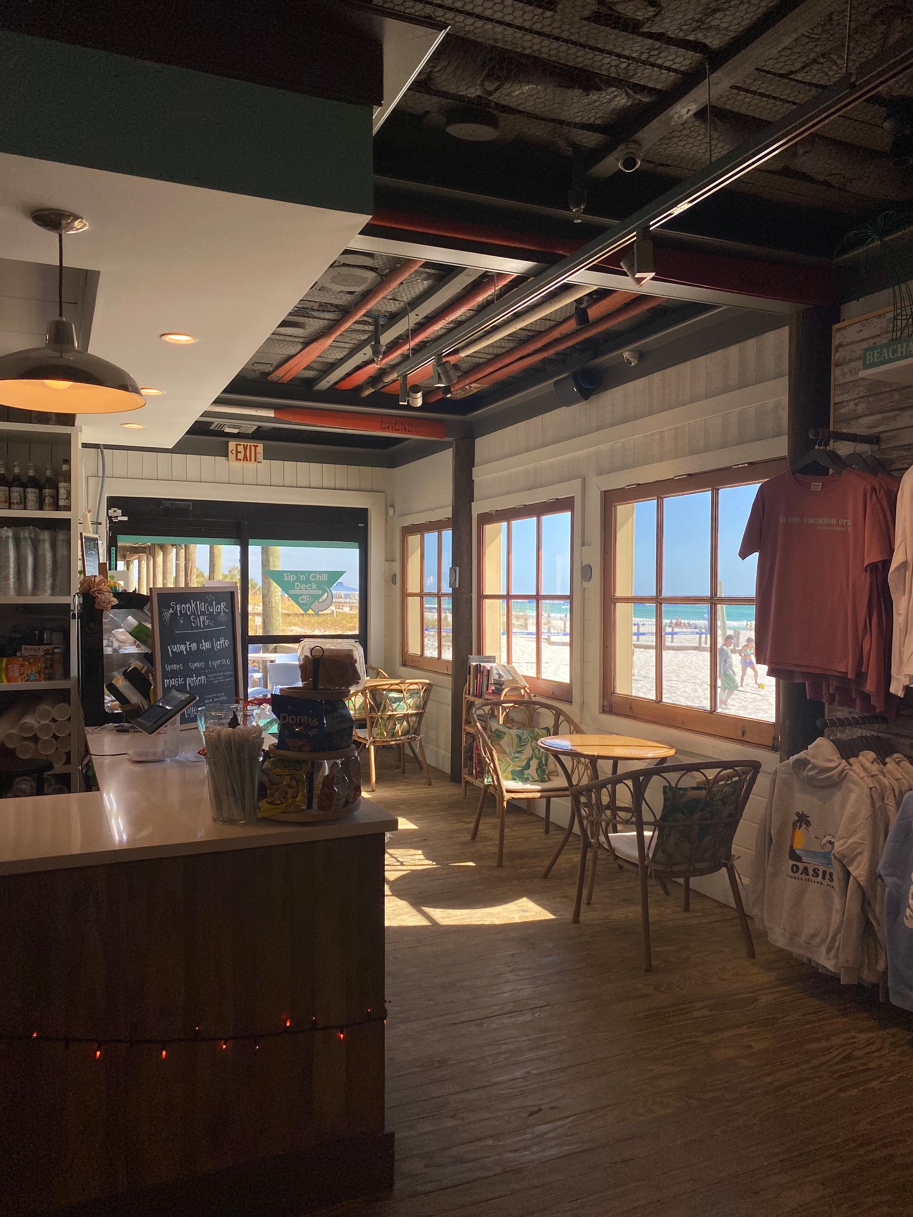 Oasis Cafe and Boutique on the Boardwalk - Coffee, Acai and Clothes ...